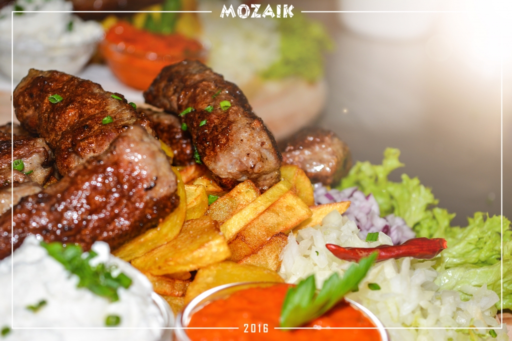 About Us — MOZAIK Cafe&Restaurant